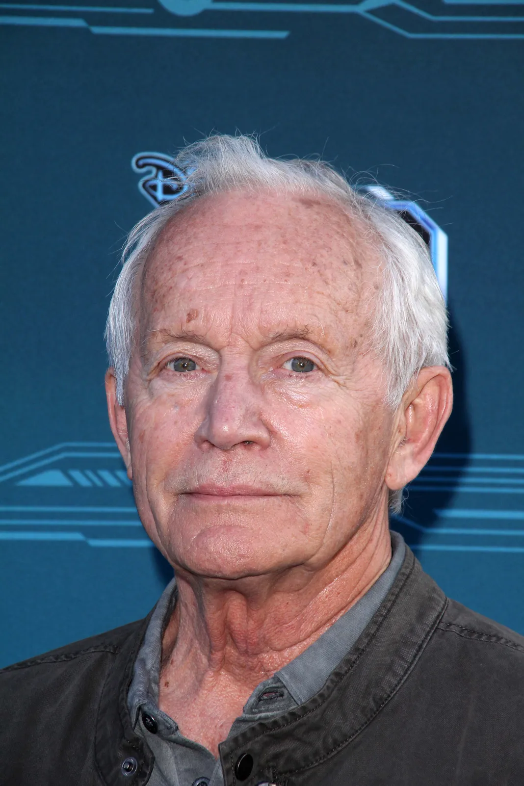 Lance Henriksen